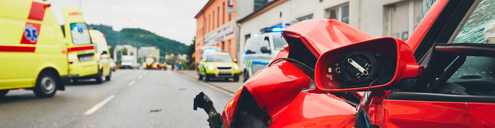 Unfall mit meinem Fahrzeug: Was tun und welche Schritte beachten ...